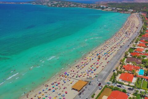 Ayayorgi Koyu Plajı Çeşme - Gezicini.com