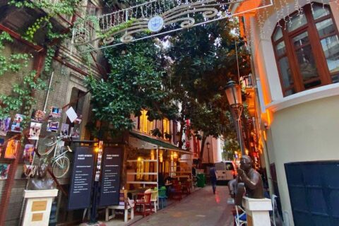 Alsancak Gece Hayatı ve Disko Barları