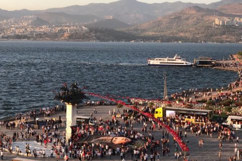 Alsancak Gece Hayatı ve Disko Barları